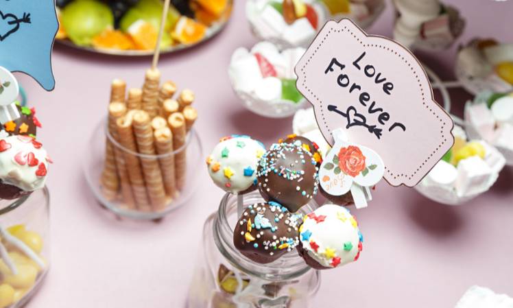 Hochzeit mit Candy Bar: Der Süßigkeiten-Tisch als Highlight